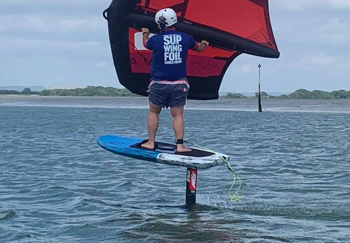 Beginner wing foil board - SWIFT // EZ